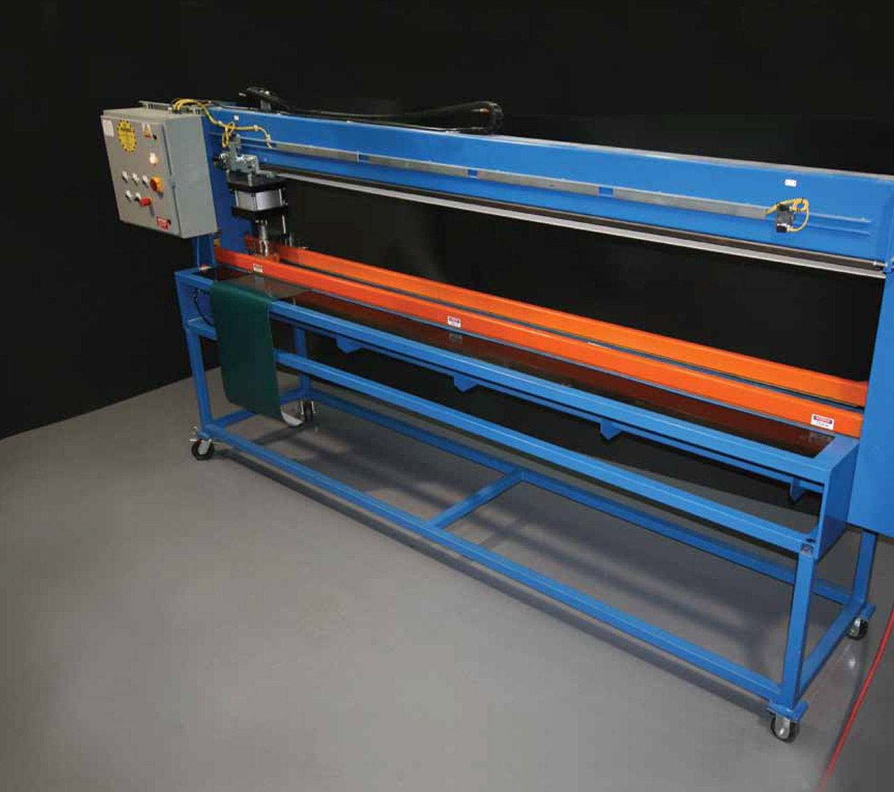 Conveyor Finger Punch | Nitta Corporation of America